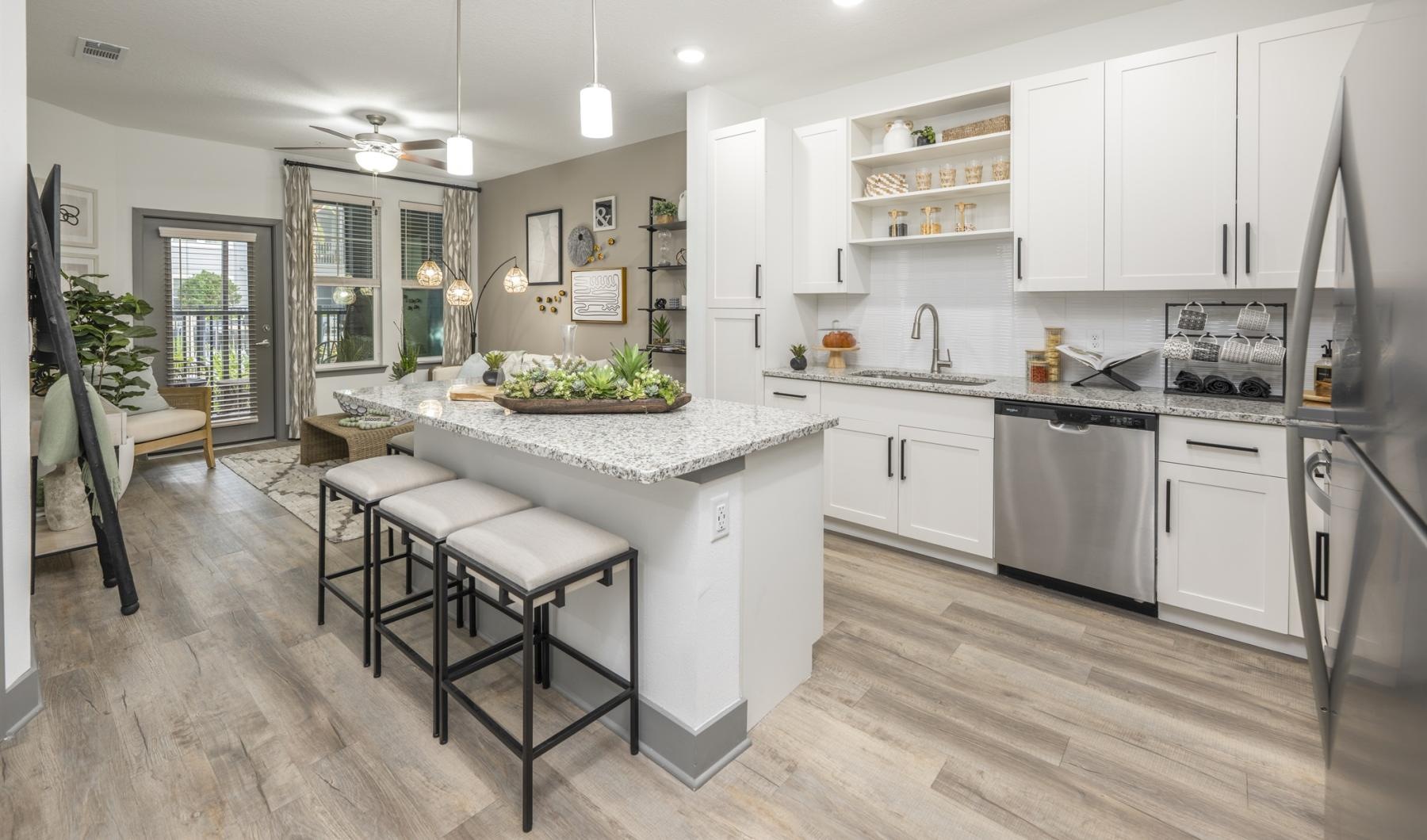 Longwood apartments for rent | Addison Longwood
